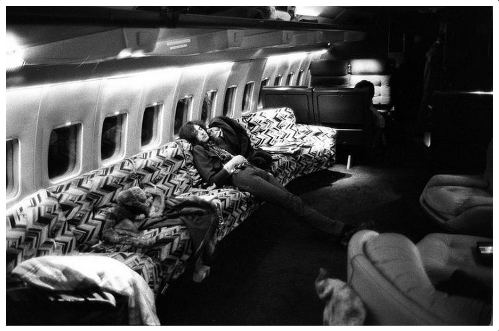 El Starship: el avión que llevó a Led Zeppelin de gira en los 70 ...