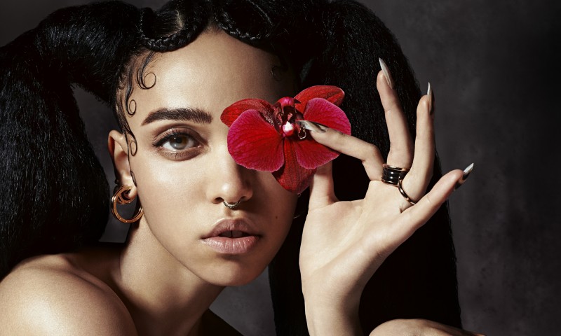 FKA twigs estrena canción en el show de Beats 1 de Zane Lowe - Sopitas.com
