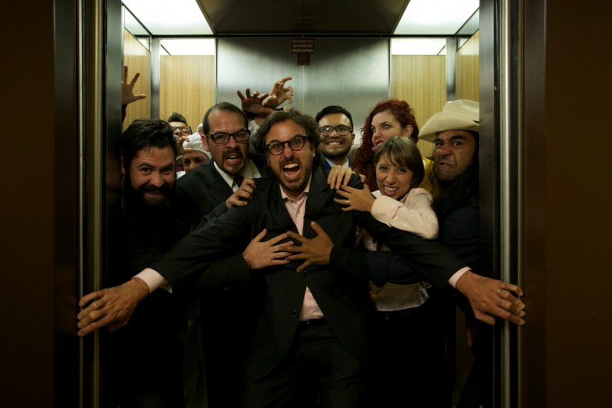 Video: Cada viernes es un pequeño triunfo para... Los Godínez - Sopitas.com