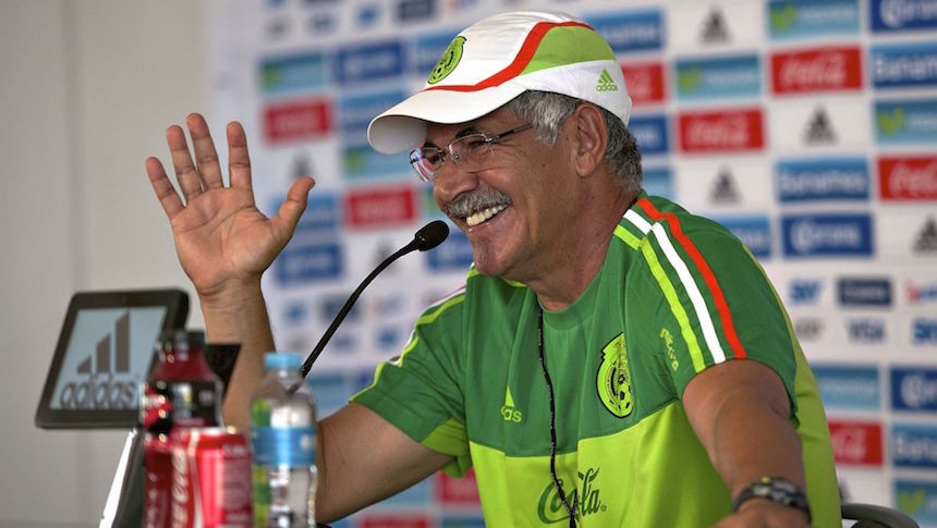 El "Tuca" habría ganado 500 mil dólares con el Tri - Sopitas.com