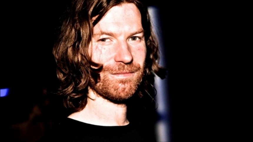 Escucha las nuevas canciones de Aphex Twin y Arca - Sopitas.com