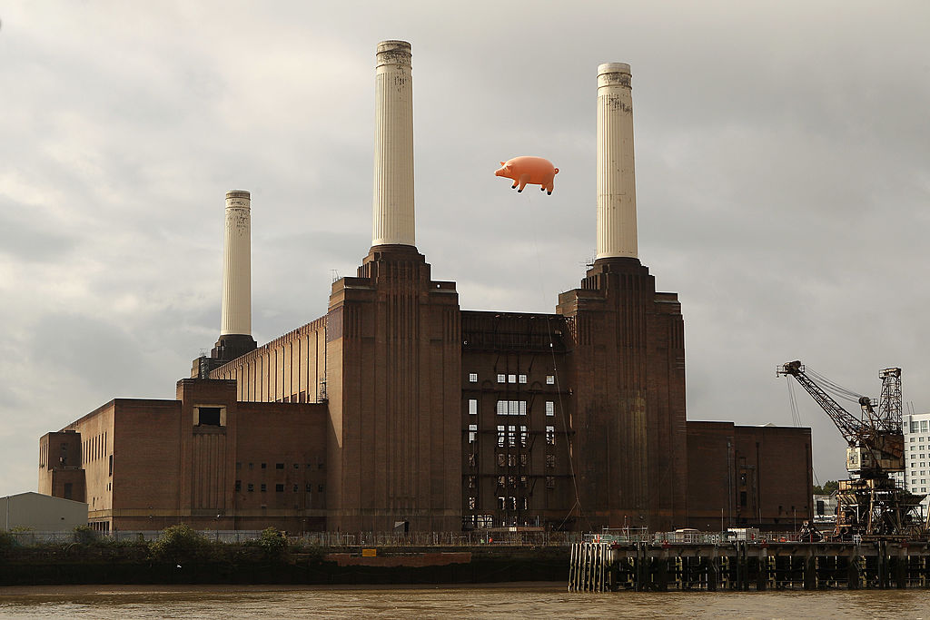 La historia de Algie, el mítico cerdo volador de Pink Floyd - Sopitas.com