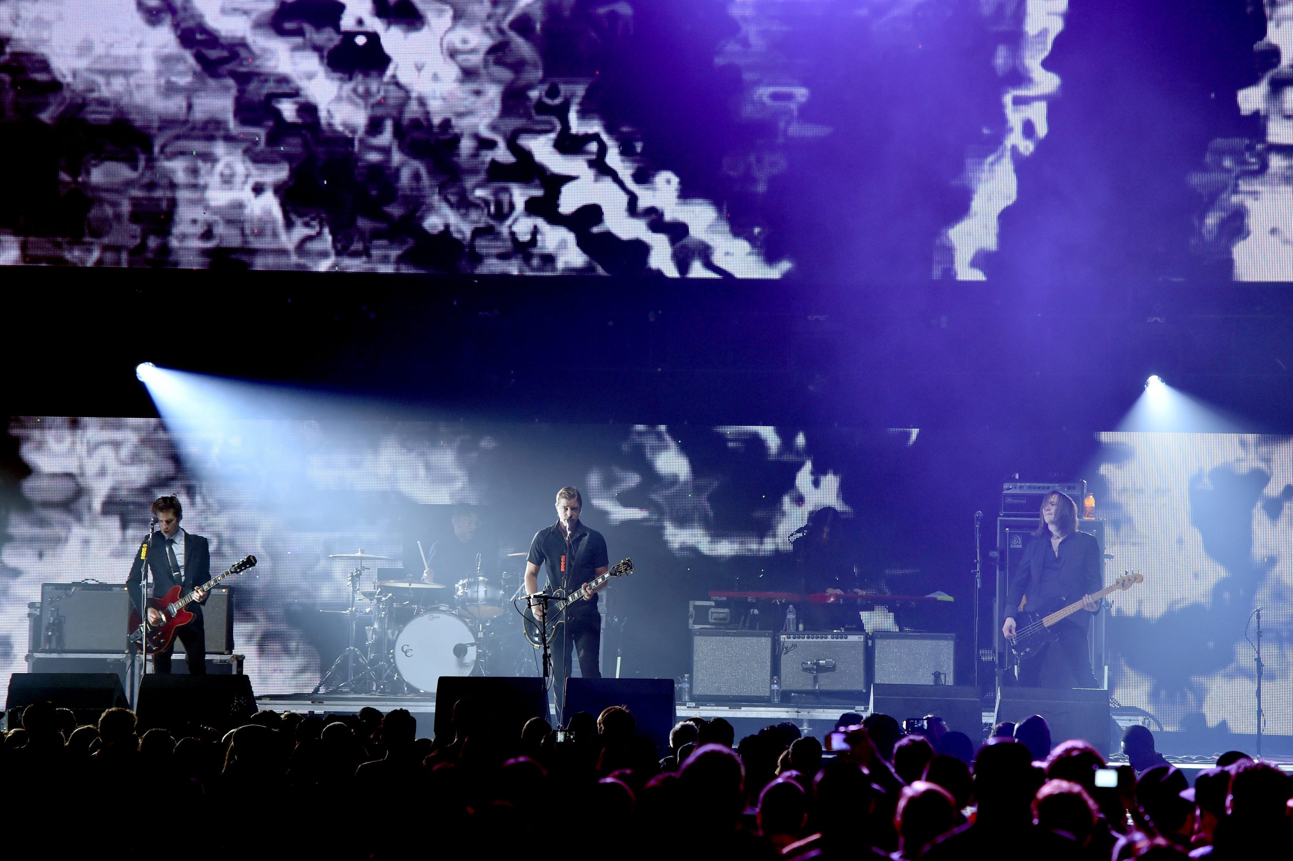 CONFIRMADO, ¡habrá una segunda fecha de Interpol en México! - Sopitas.com