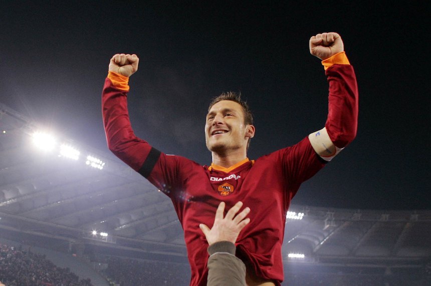 Se retiró Francesco Totti y recordamos su carrera en 20 imágenes