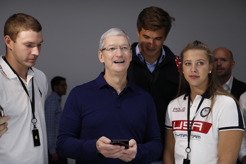 ¿Puedes encontrar el detalle secreto en este tweet de Tim Cook ...