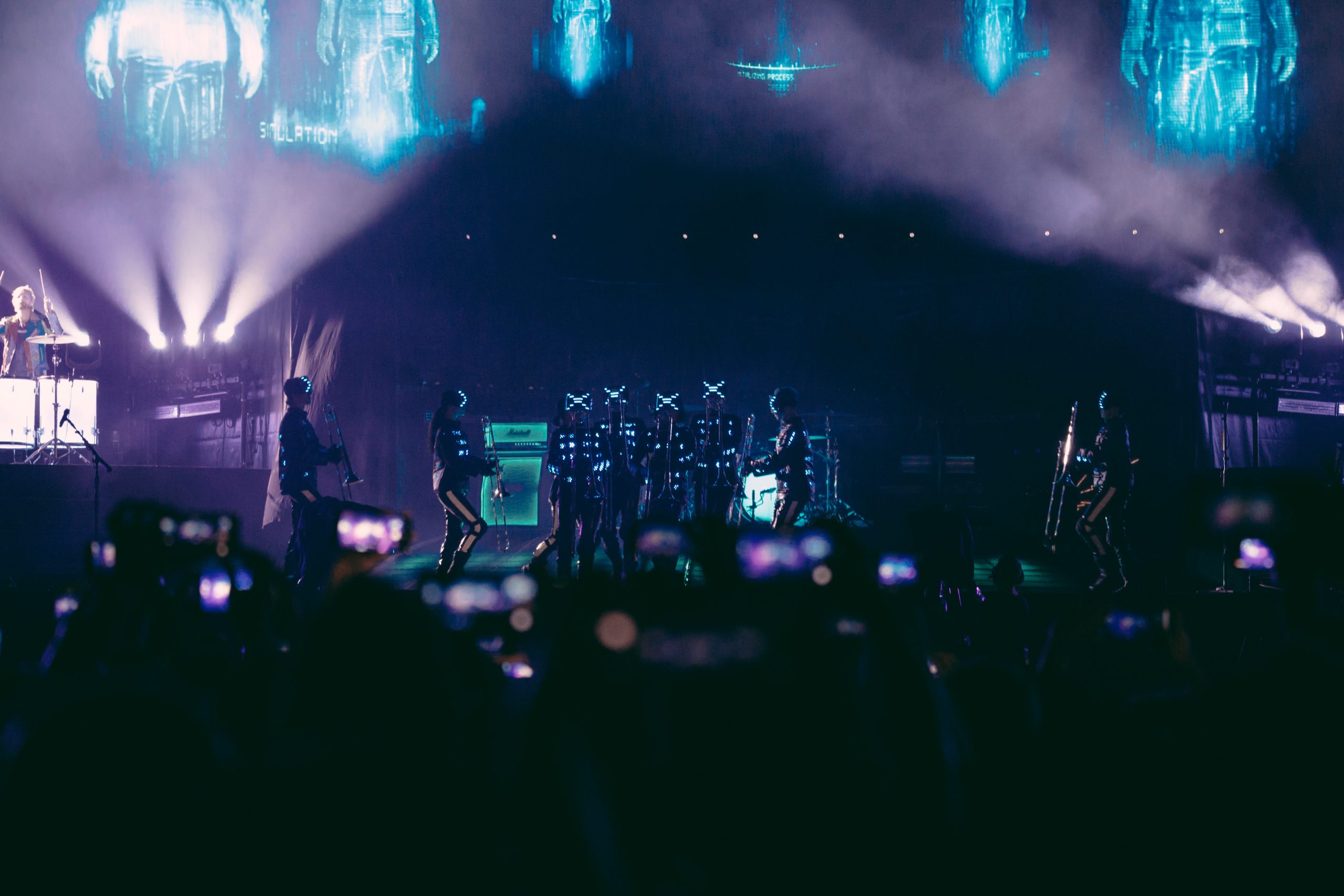 Una noche épica y futurista: Así fue el concierto de Muse en el Foro Sol