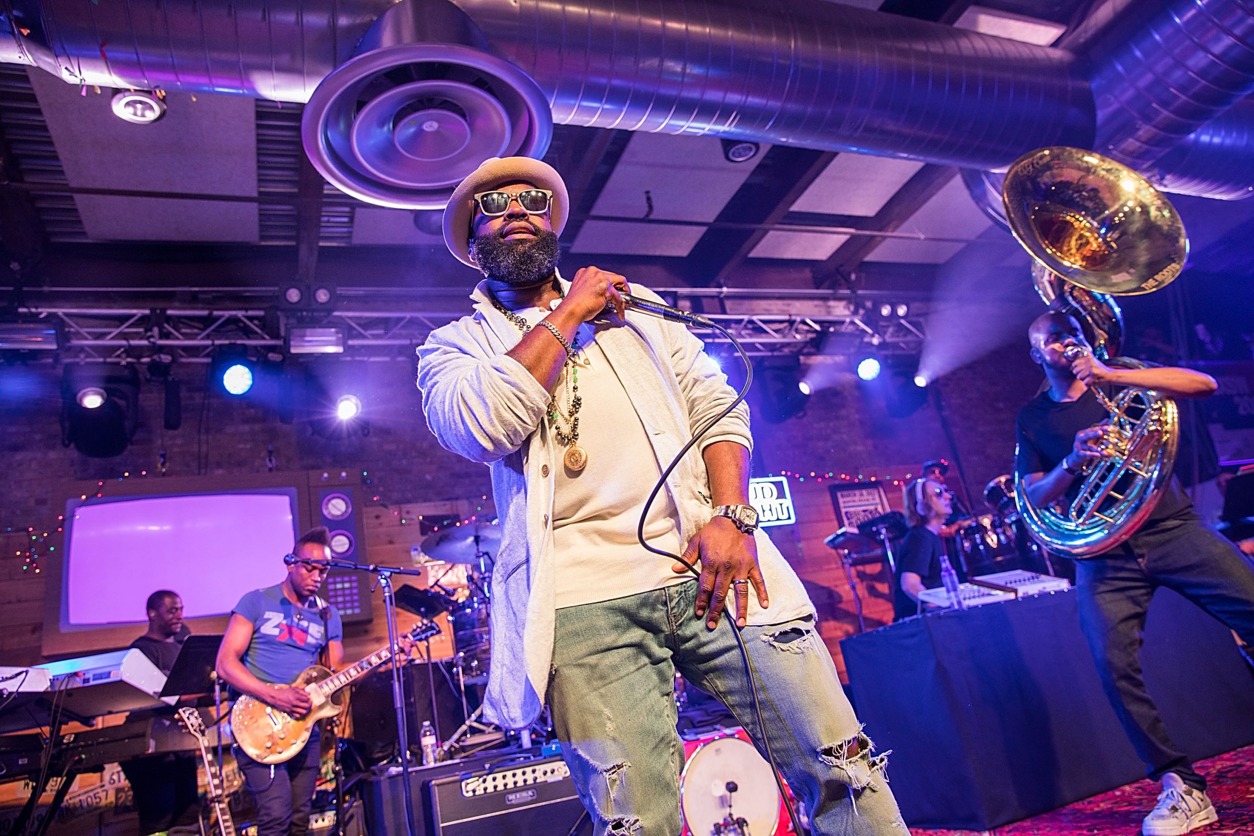 The Roots está de vuelta con una poderosa rola llamada "Feel It (You ...