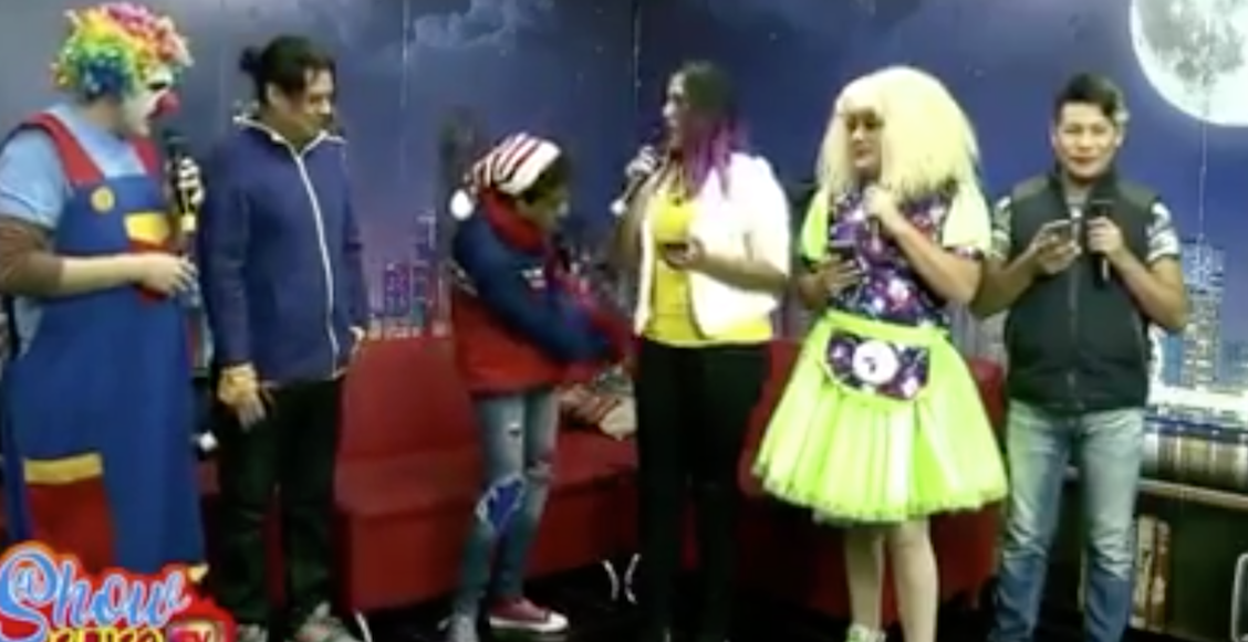 Vinculan a proceso a comediante por 'manosear' a conductora