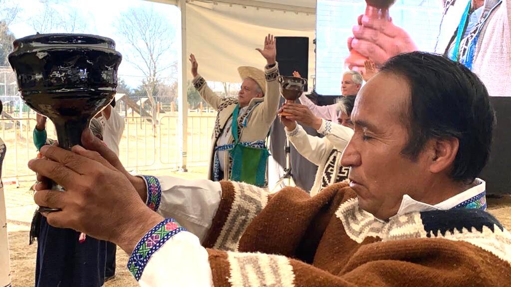 "Fuchi caca": La nueva 'corriente de pensamiento' contra corrupción de AMLO