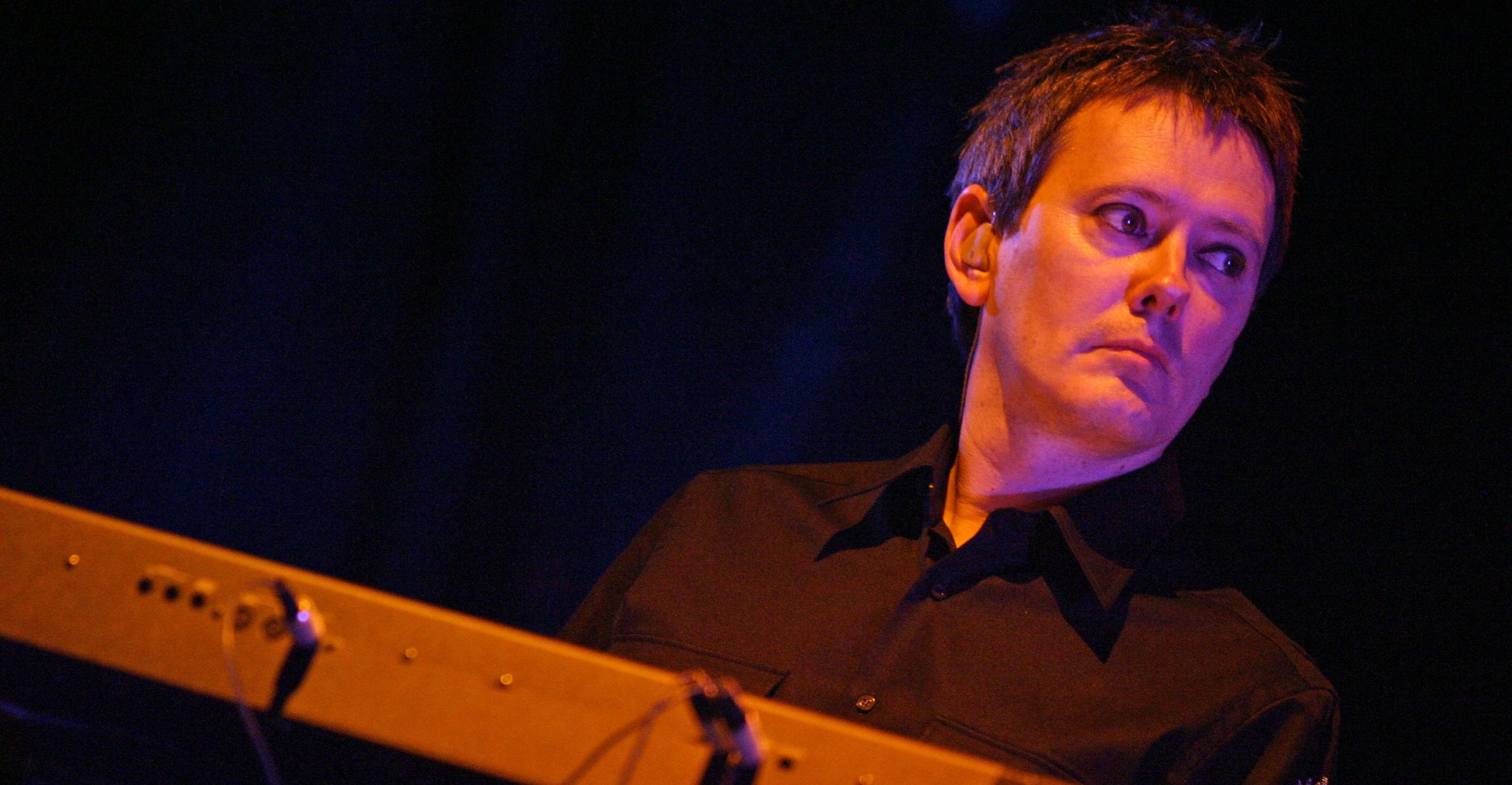 Roger O’Donnell de The Cure, lanza oscuro sencillo titulado "The Haunt"