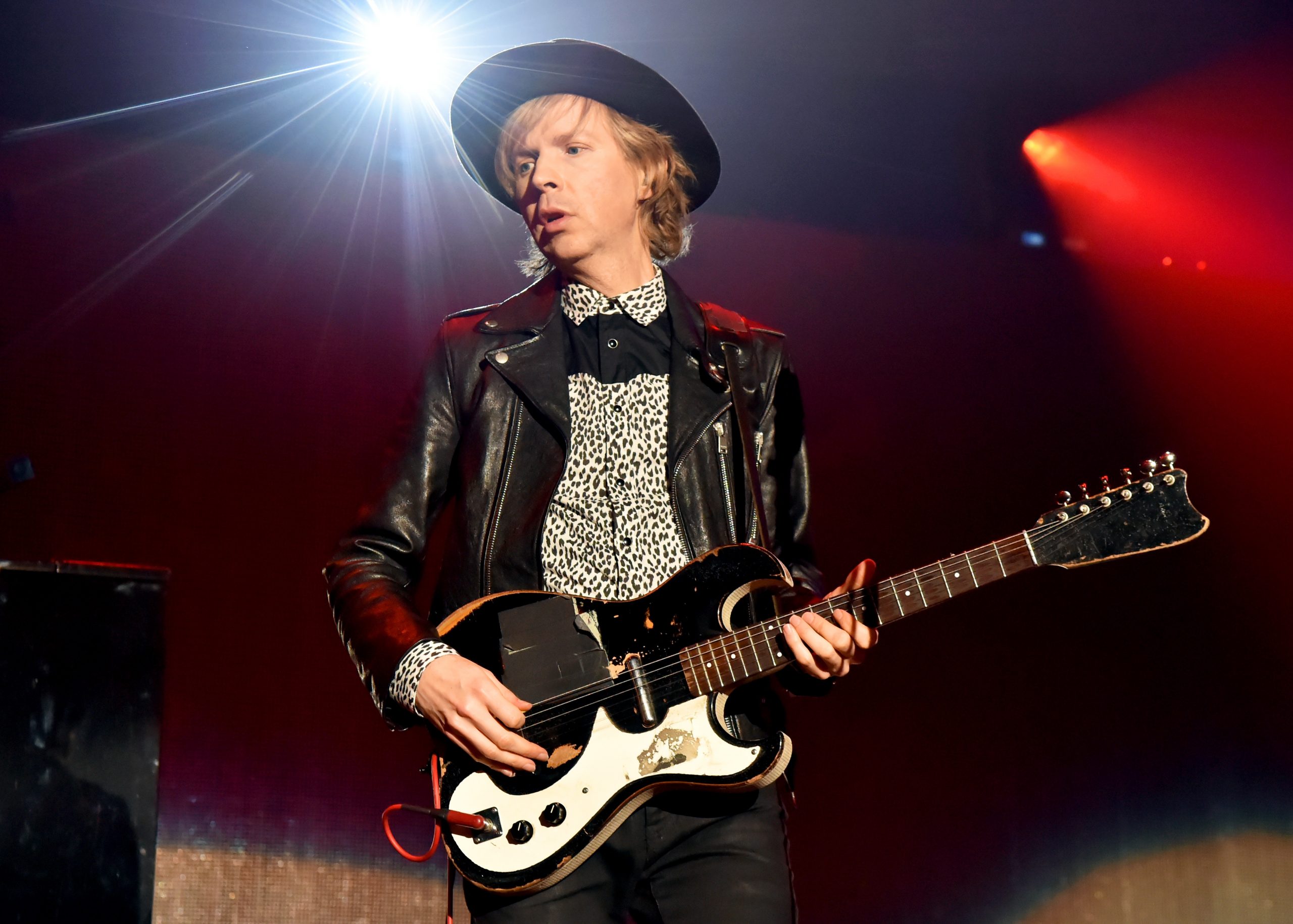 10 canciones de Beck que te harán conocer su increíble versatilidad