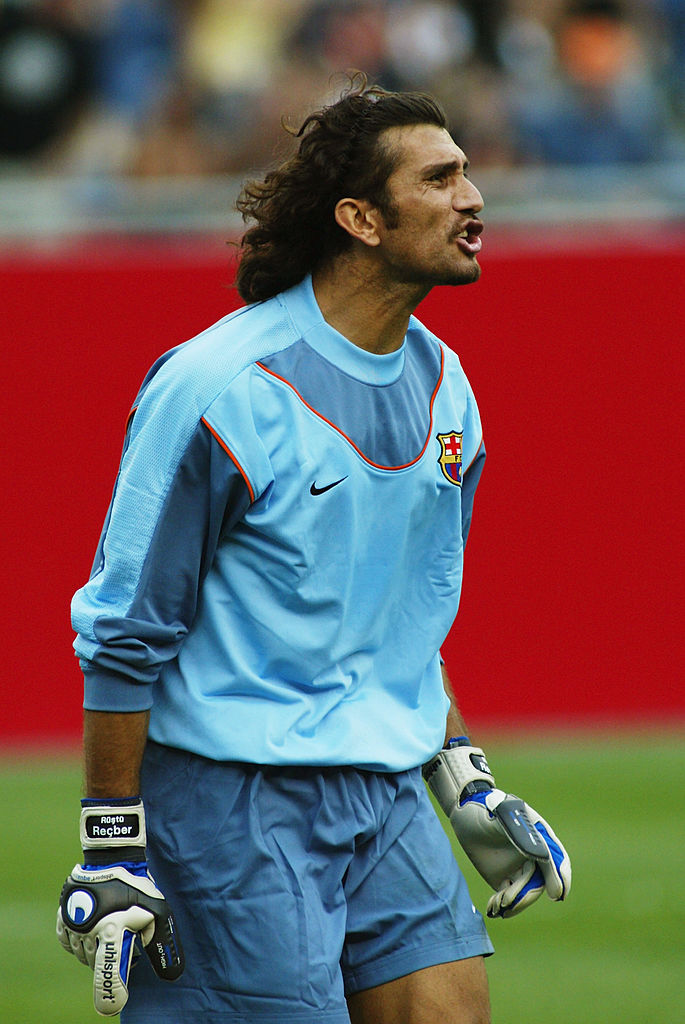 Piel gris, fatiga y fiebre: El calvario de Rustu Reçber con el coronavirus