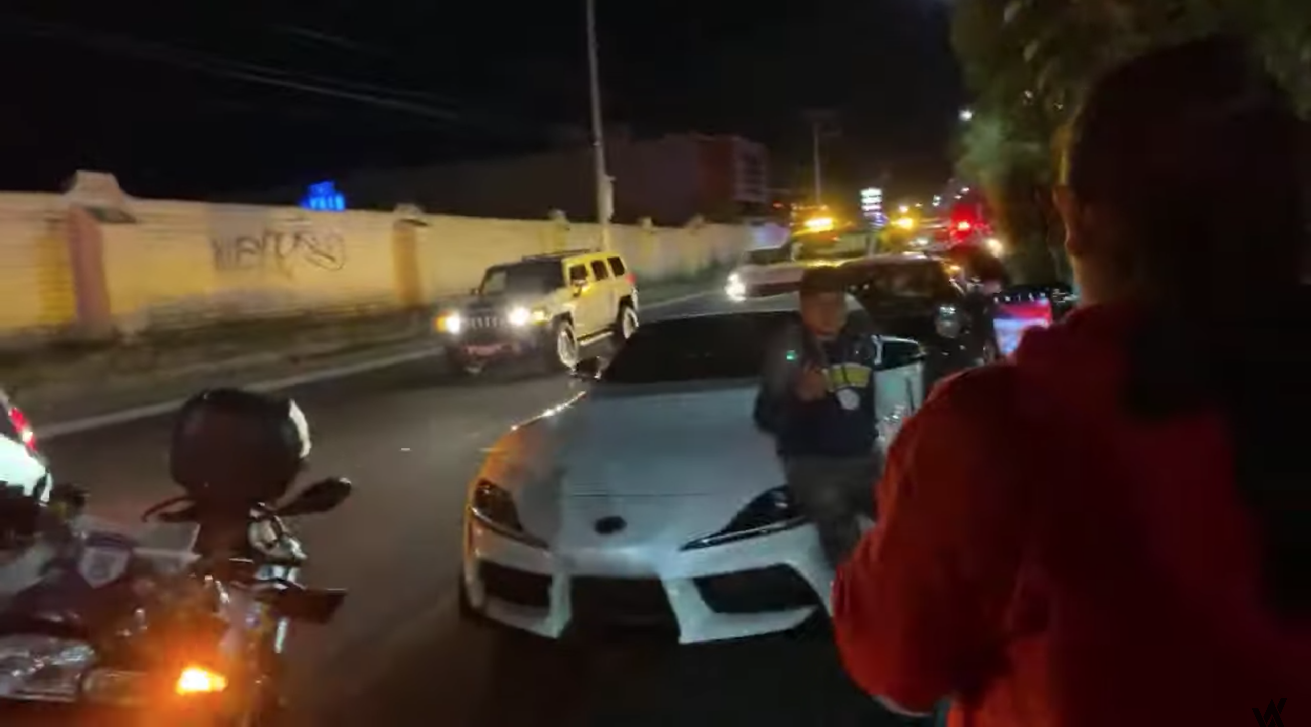 Gran ejemplo: Detienen a youtuber por participar durante arrancones de Jalisco