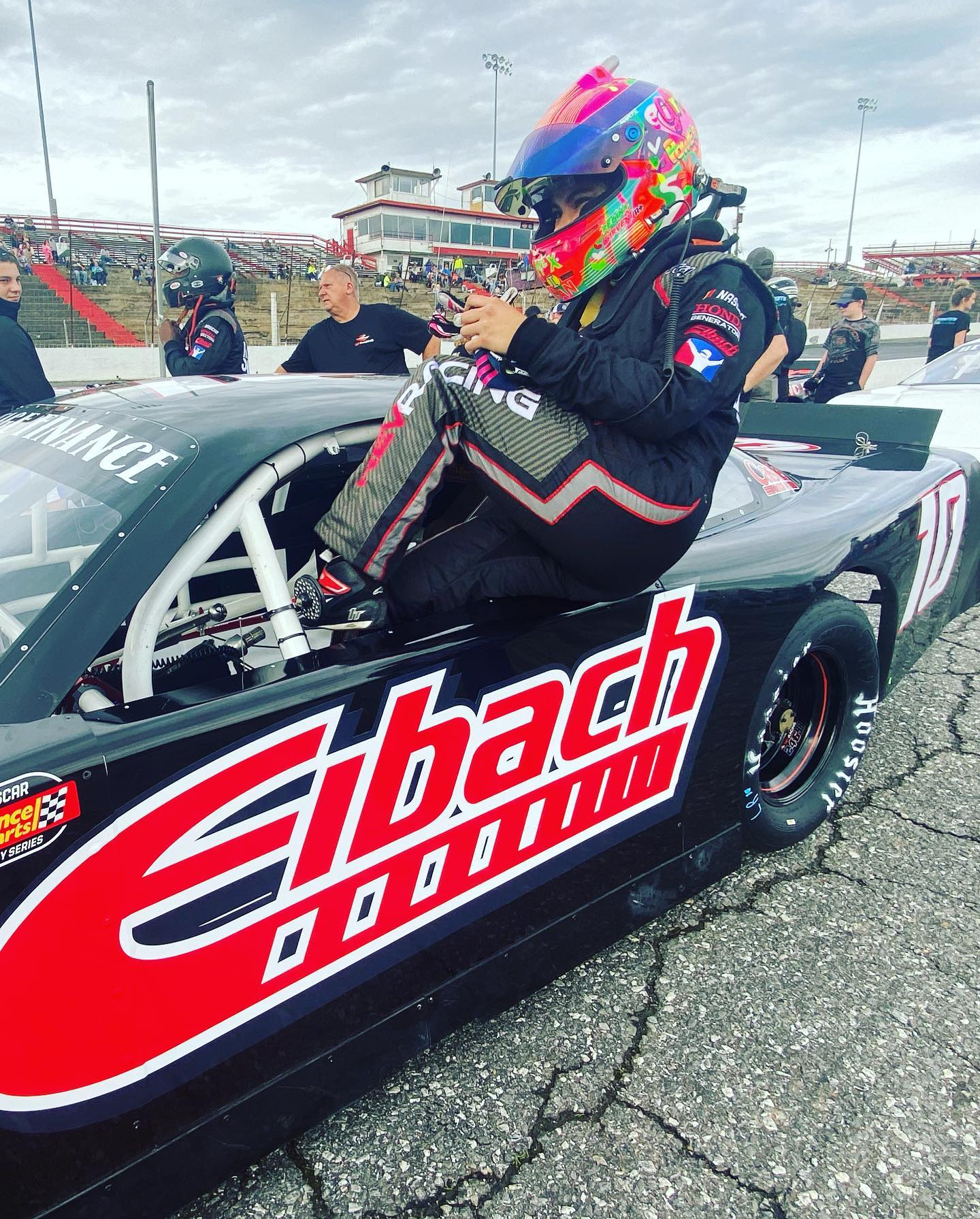 Regina Sirvent piloto mexicana en Nascar reclama un lugar para mujeres