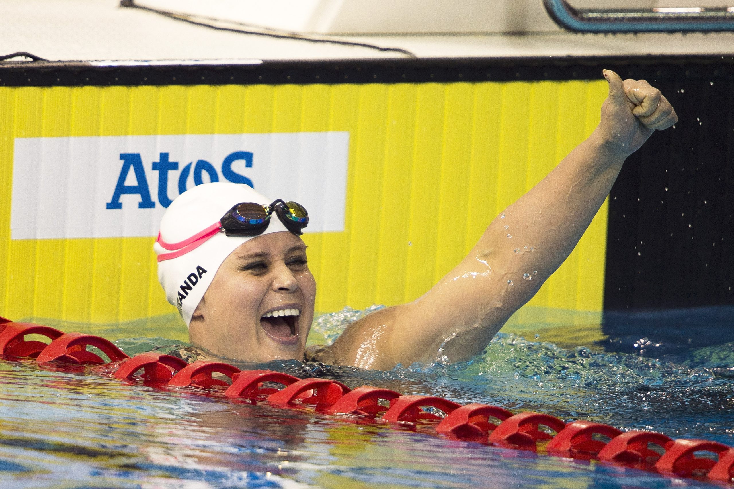 Nely Miranda, la nadadora que superó una operación para llegar a los ...