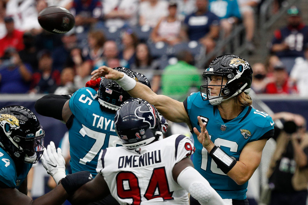 Así fue el debut de los novatos Trevor Lawrence y Trey Lance en la NFL