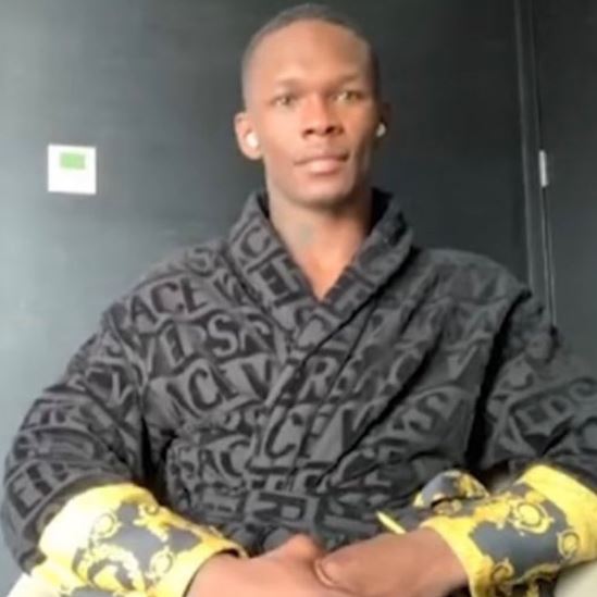 Conoce la maldición de la bata Versace en los peleadores de box y MMA