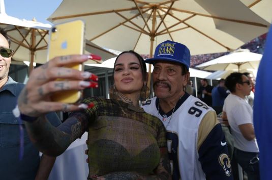 Los famosos que le van a los Rams para el Super Bowl LVI