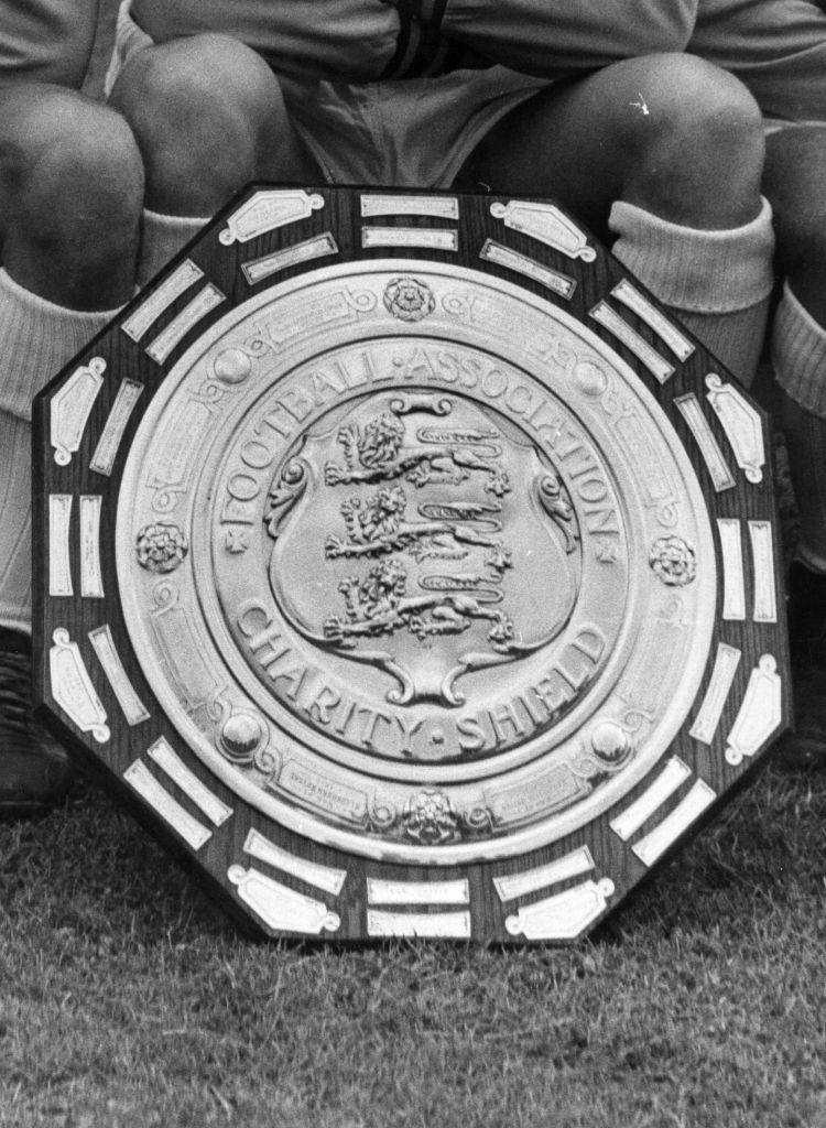 Community Shield: El origen fraudulento por el que le tuvieron que ...