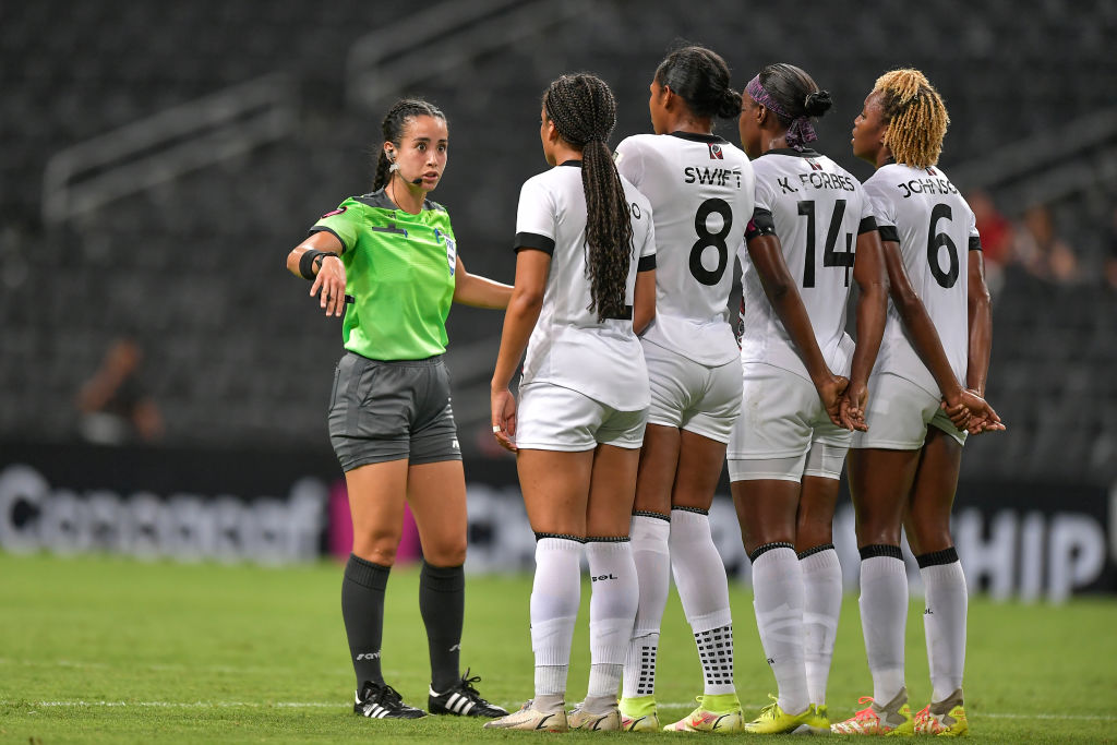 Katia García estará en el Mundial Sub 17 Femenil como árbitra central