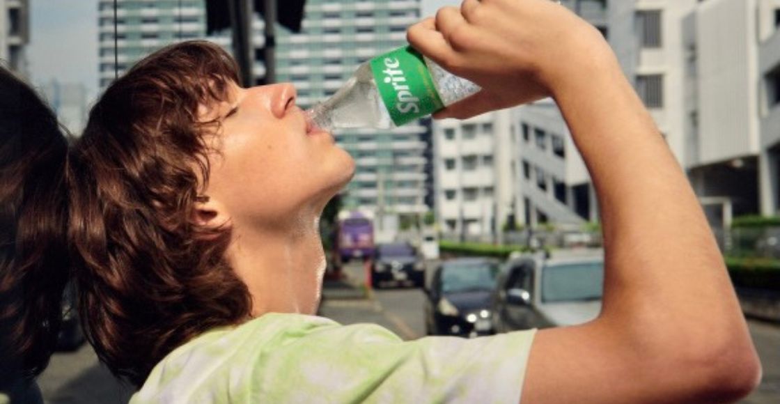 Transparente es el nuevo verde para Sprite. Checa el nuevo look que trae