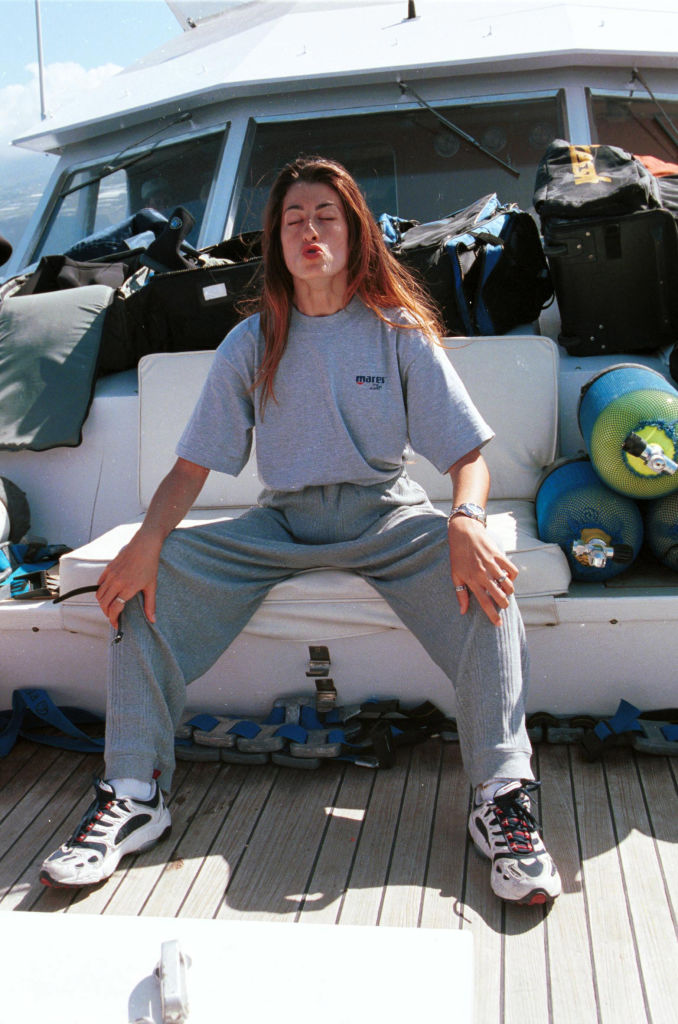 La trágica historia de la buceadora que inspiró 'No Limit', la reciente película de Netflix