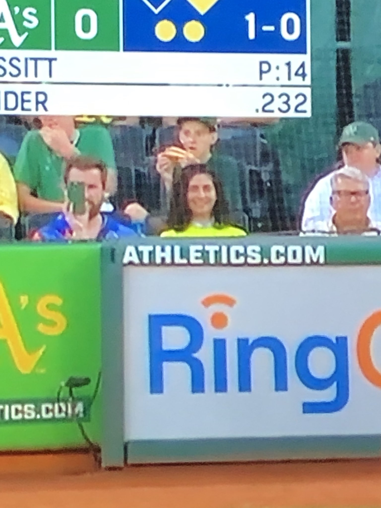 La aterradora promoción que utilizó la película 'Smile' en partidos de MLB