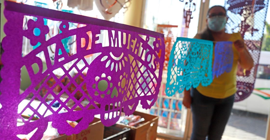 La historia del papel picado del Día de Muertos en México