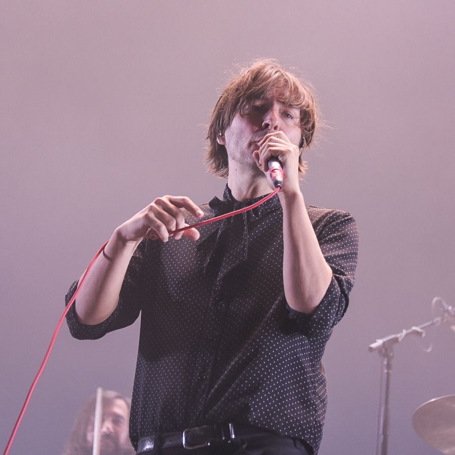 Phoenix nos llenó de felicidad y buena vibra con su concierto en el ...