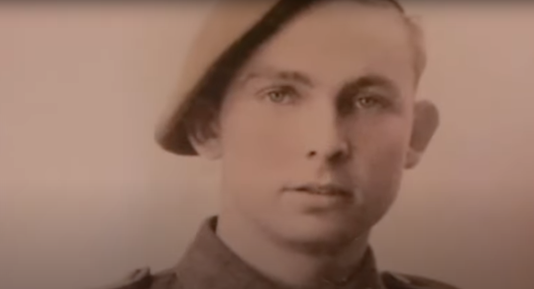 Veterano se reencuentra con mujer que conoció en la II Guerra Mundial