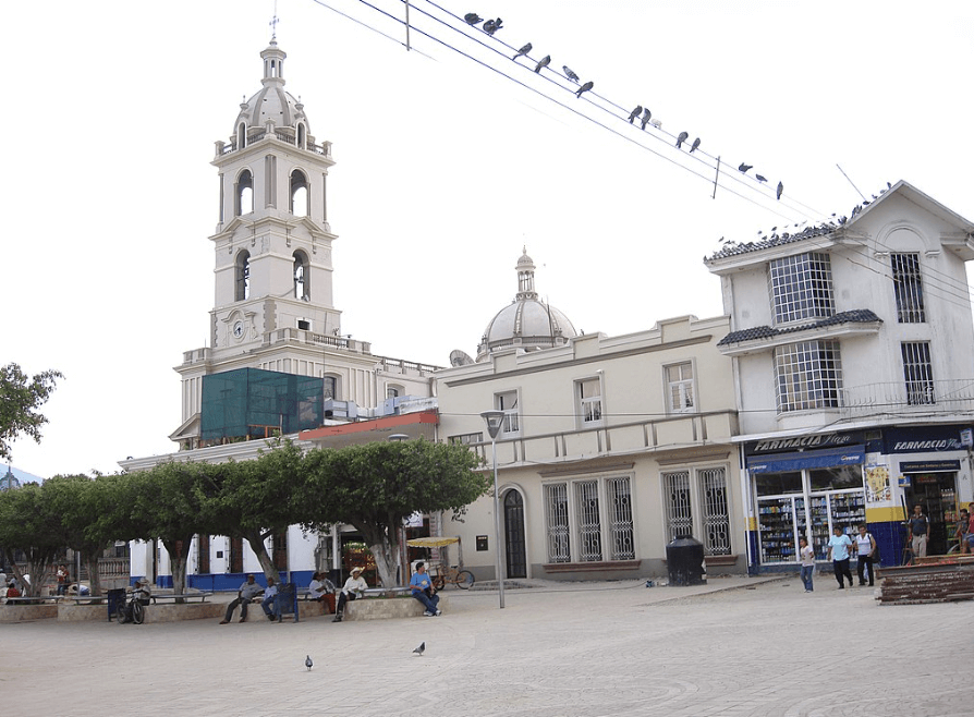 La historia detrás del nombre de la Salsa Valentina