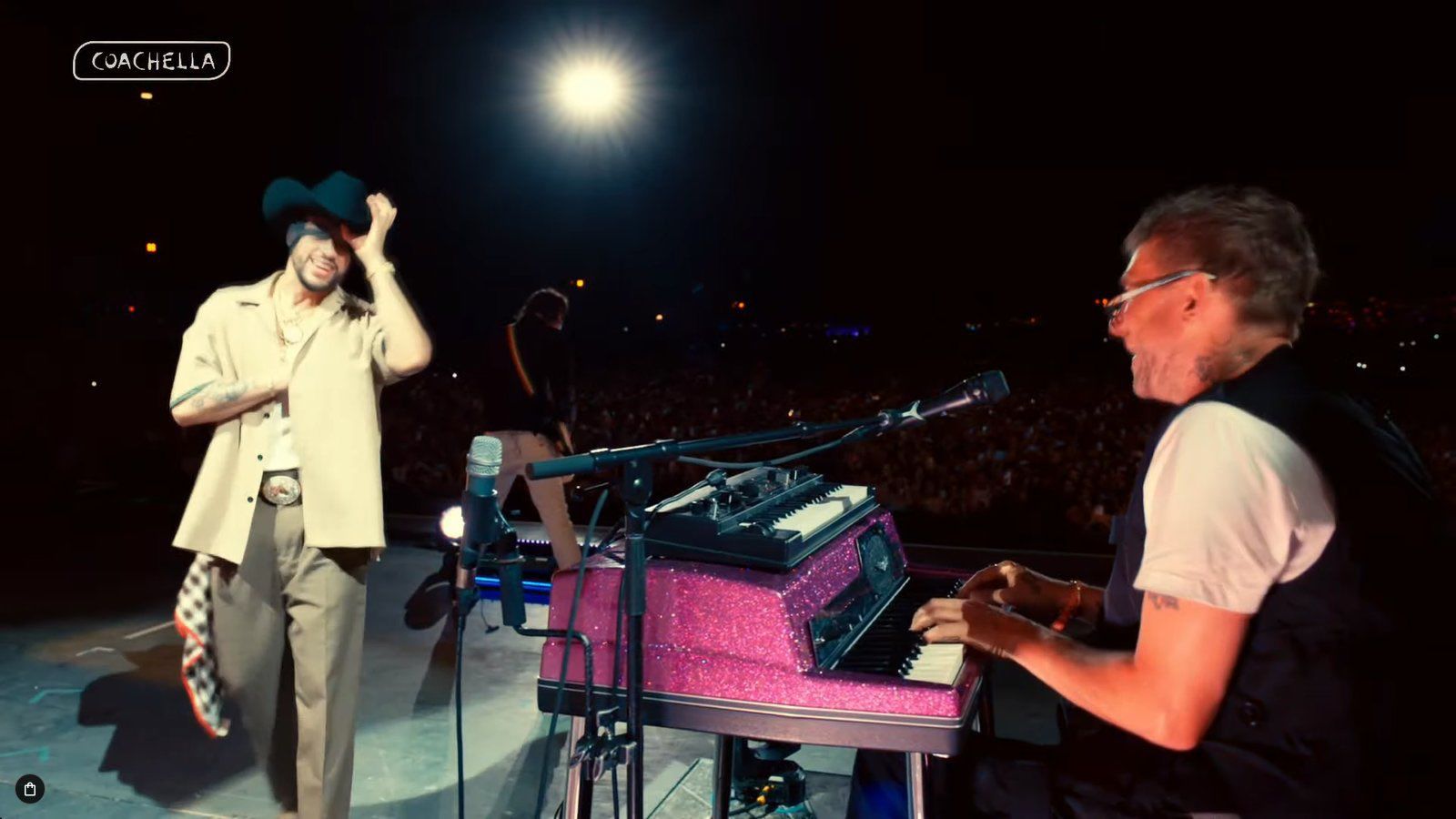 Gorillaz y Bad Bunny tocaron "Tormenta" en el Coachella 2023