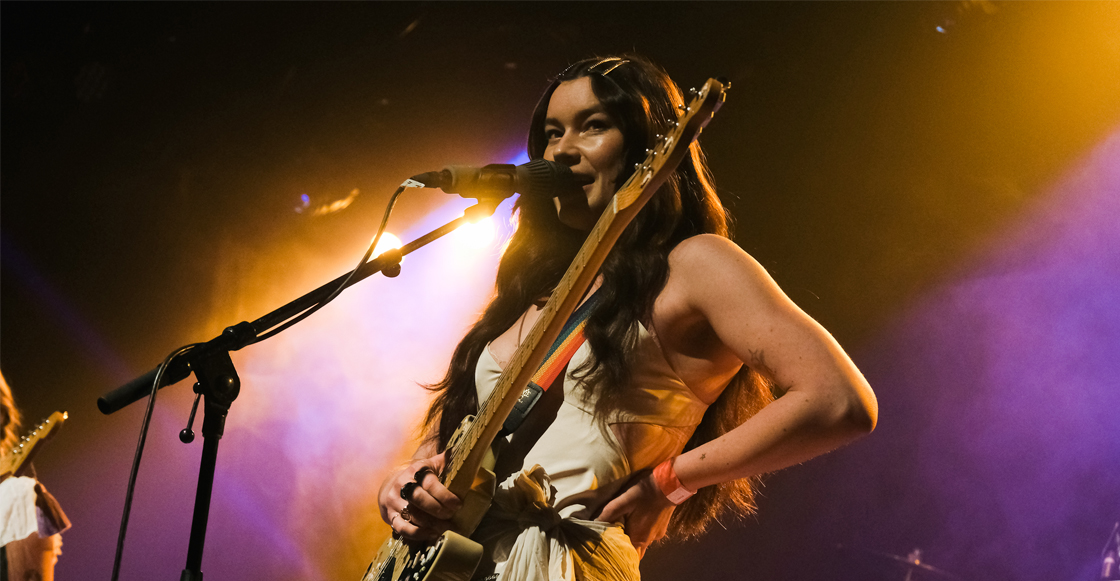 Wet Leg demostró por qué acaban de ganar el Grammy explotando el ...