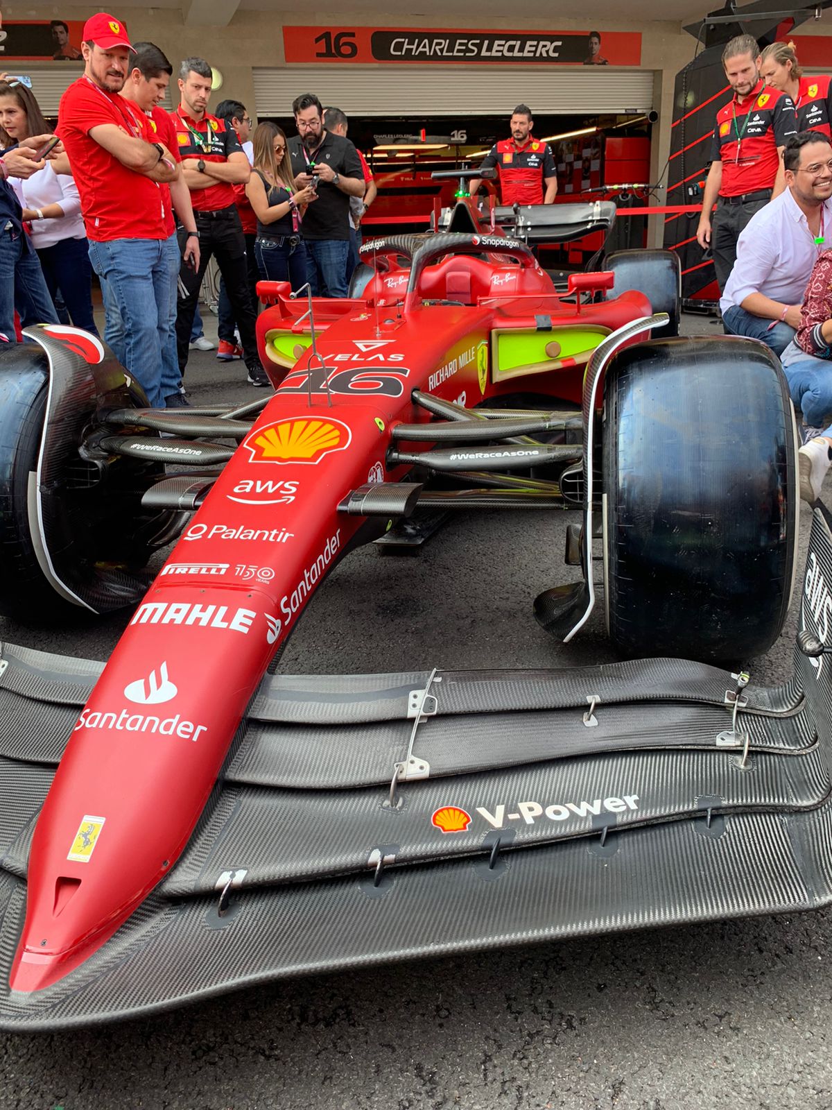 ¿Para qué sirve el alerón delantero en los autos de Fórmula 1?