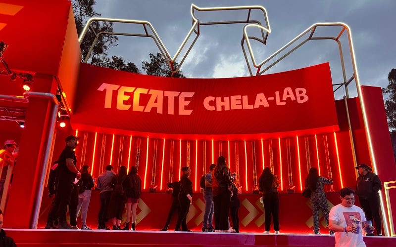 Chécate las photo opps y chelitas delis en Tecate Emblema 2023