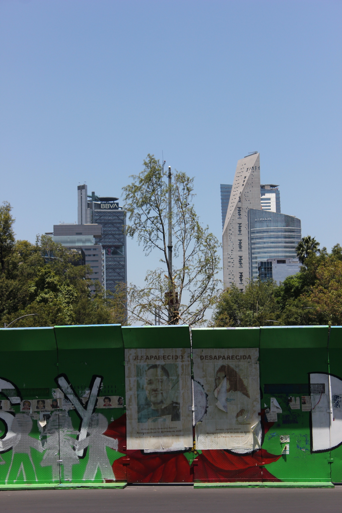 Glorietas del Ahuehuete y Cristóbal Colón en Paseo de la Reforma