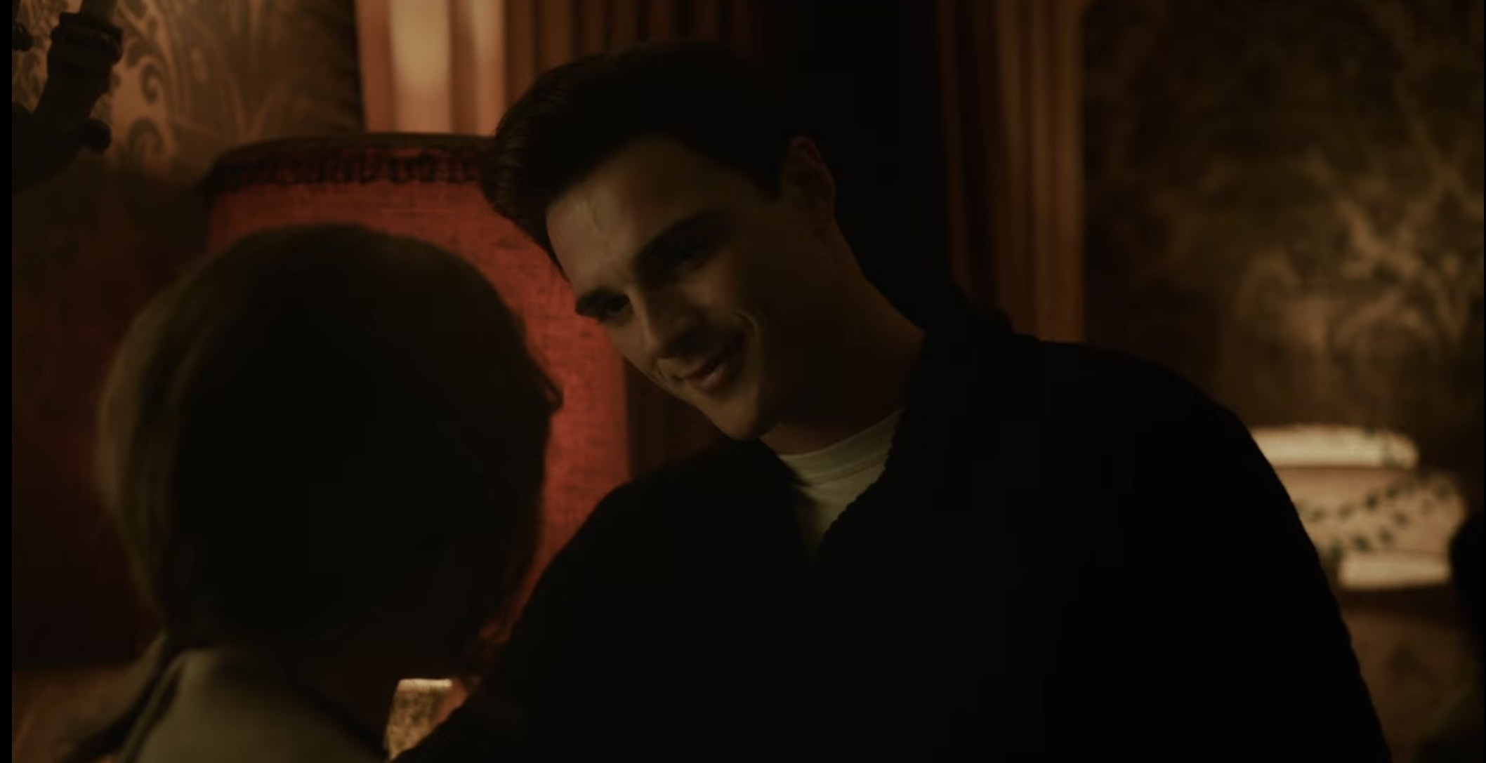 Jacob Elordi y Cailee Spaeny se lucen en el primer tráiler de 'Priscilla' de Sofia Coppola