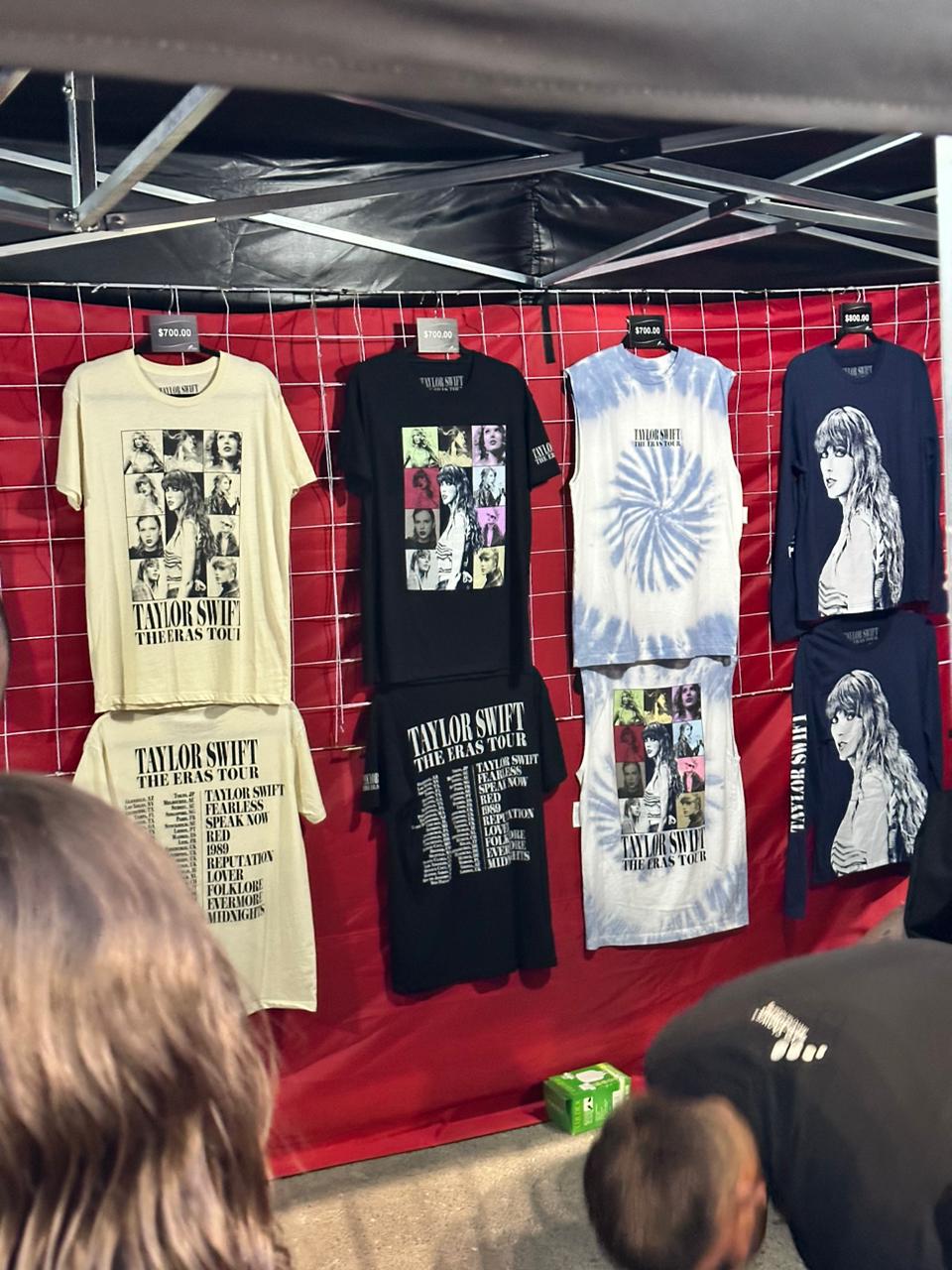 Checa los precios de la merch oficial de Taylor Swift en México