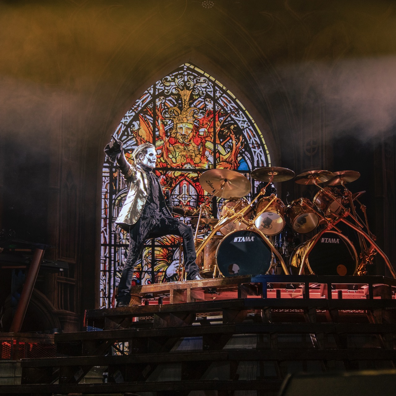 'SKELETÁ': Ghost anuncia nuevo disco y lanza la canción "Satanized"