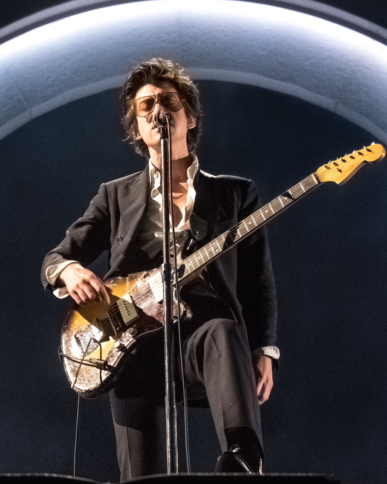 Los Arctic Monkeys tocaron "Mardy Bum" por primera vez en México y los ...