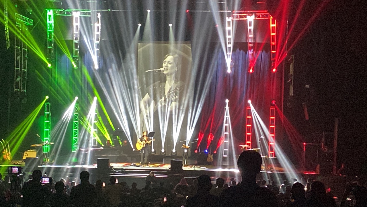 El desahogo y la alegría de ‘su historia’: Julieta Venegas en el Teatro ...