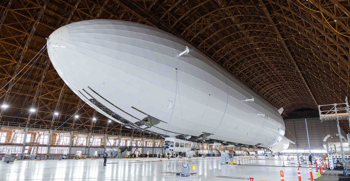 El futuro es cyberpunk: Regresan los vuelos en dirigible (Zeppelin)