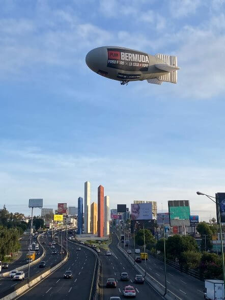 La historia de las raras y vanguardistas Torres de Satélite