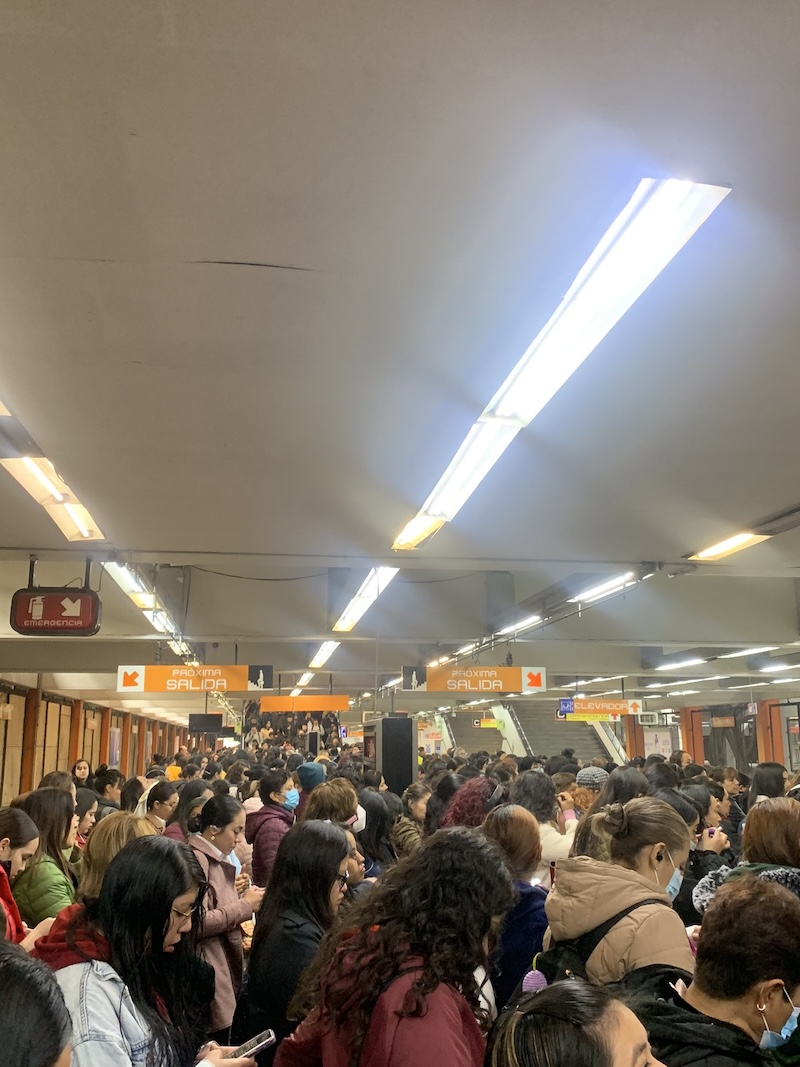 Otra vez 7 minutos de espera por un tren en la Línea 7 del Metro CDMX ...