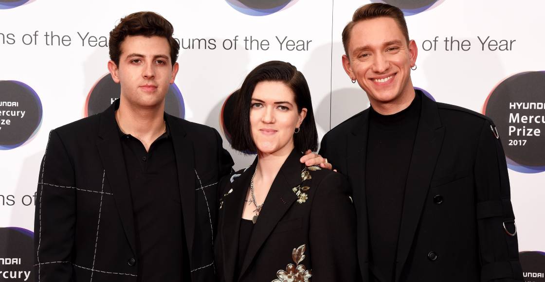 Jamie xx se reúne con Romy y Oliver Sim en la rola "Waited All Night"