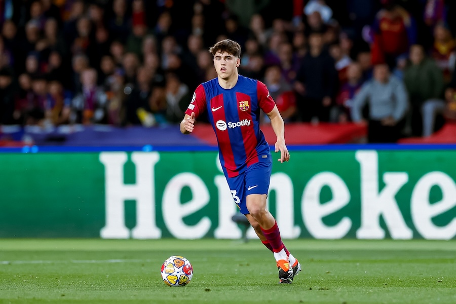 ¿Quién es Pau Cubarsí, la joven promesa de la defensa del Barcelona?