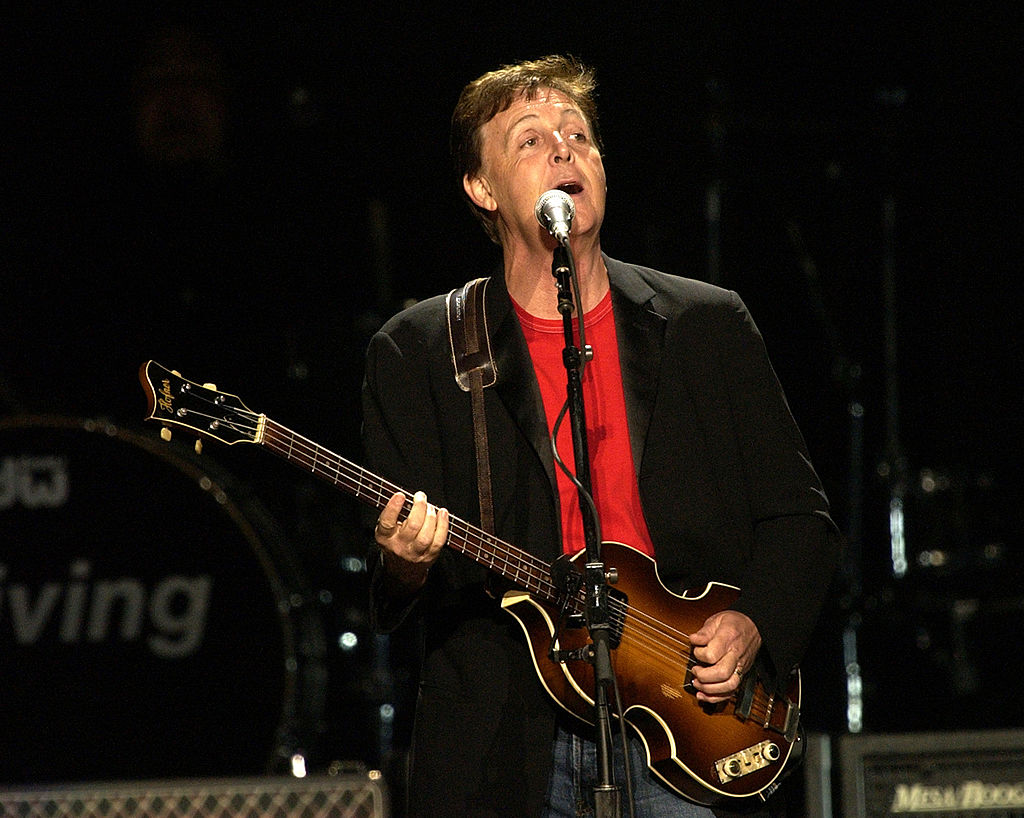 La historia de "Blackbird" de The Beatles y el significado del cover ...