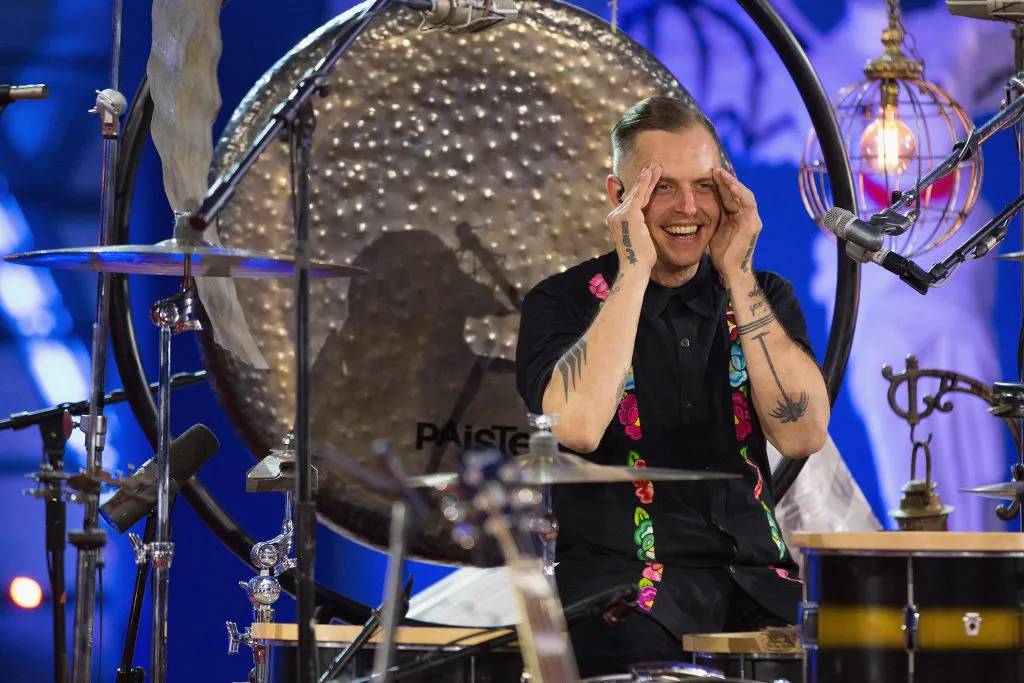 La Historia de la Canción "Frijolero" de Molotov Como Himno Contra la Gentrificación en México ...