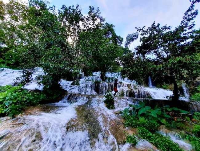 Las cascadas más bonitas para refrescarse cerca de la CDMX