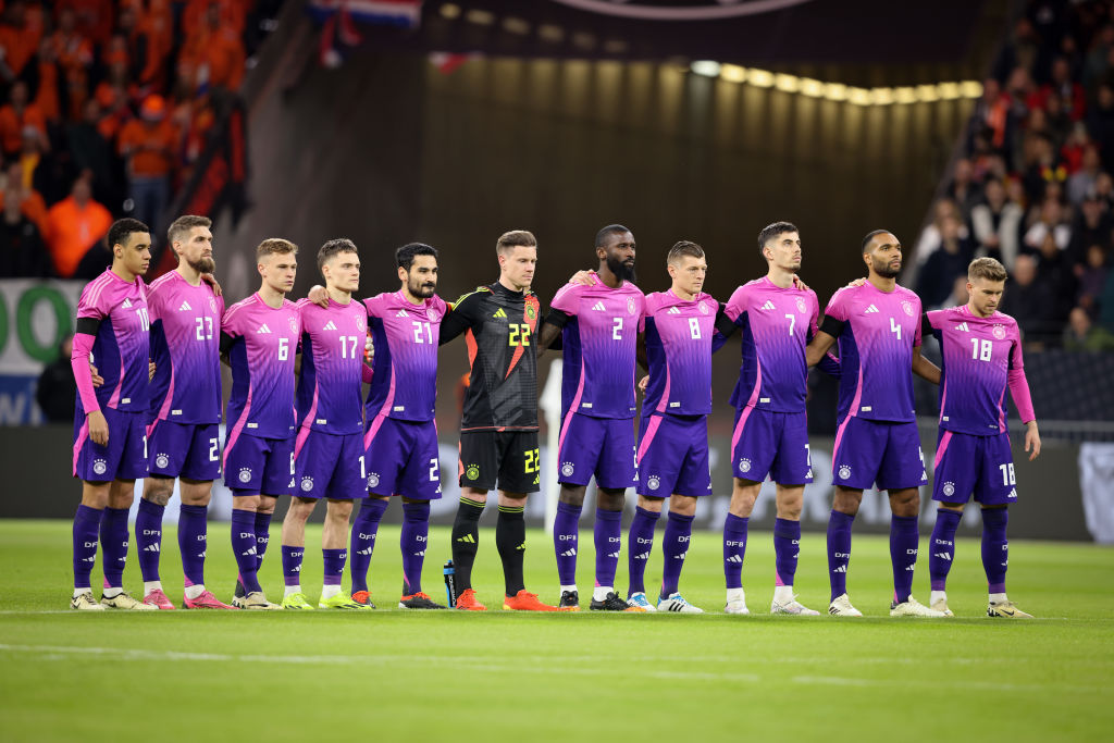 Uniforme rosa de Alemania impone récords de ventas